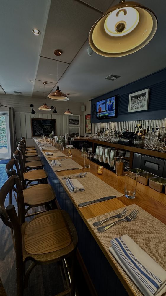 Highway Restaurant And Barin Wainscott, Serving American Cuisine | LI ...