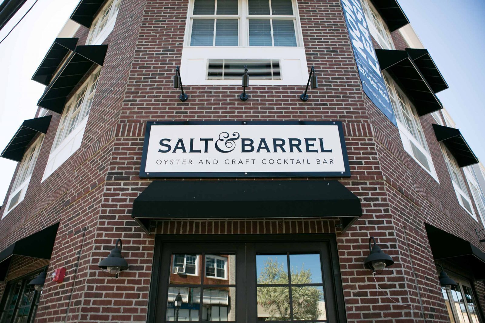 Salt & Barrel In Bay Shore, Serving Seafood, Oyster Bar Cuisine | LI ...